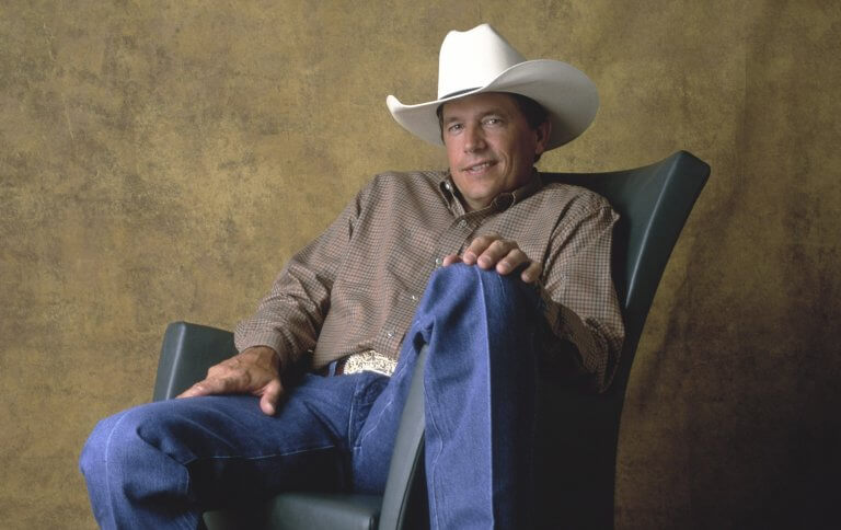 George Strait – If You’re Thinking You Want A Stranger (There’s One ...